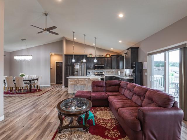 508 Forest View Dr