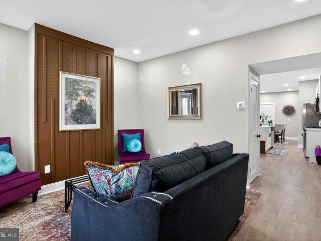 508 King St, Philadelphia, PA 19144 | MLS #PAPH2612 | Compass