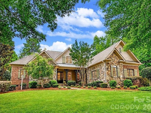 508 Hideaway Ridge Ct, Matthews, NC 28105