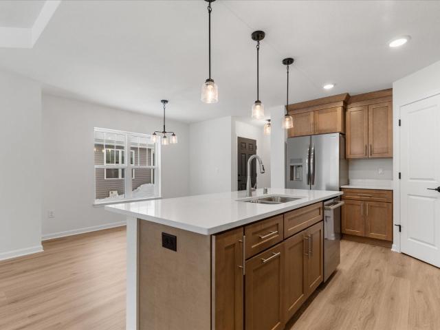 508 Hunter Oaks Blvd, Unit 902