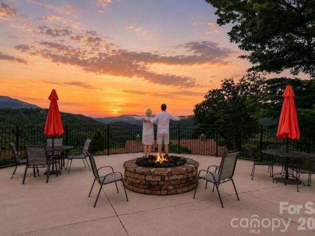 508 Over Look Dr Unit Pisgah, Burnsville, NC 28714