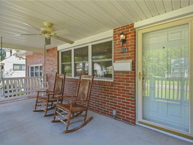 508 Lavender LN