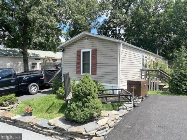 508 Maple Dr, Green Lane, PA 18054 in Green Lane, Pennsylvania