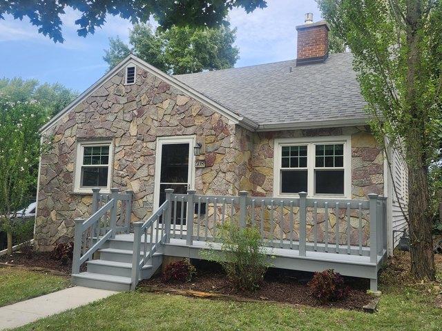 508 N 67th St, Wauwatosa, WI 53213