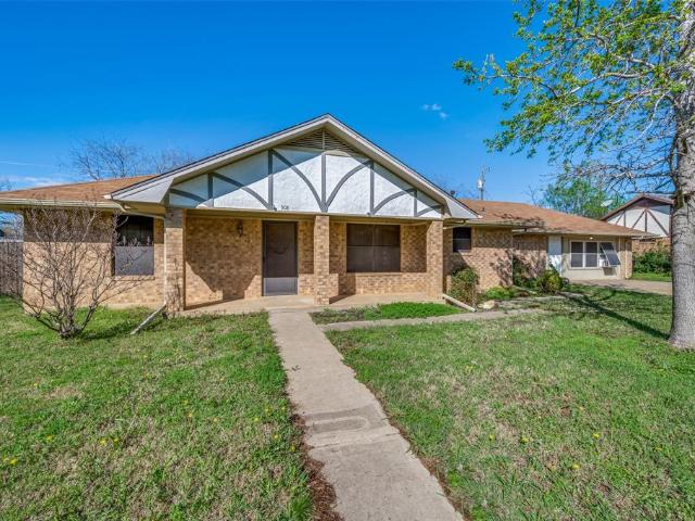 508 S Pedigo St, Pilot Point, TX 76258 | MLS #21207