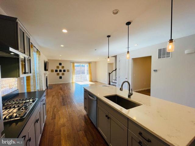 508 Sourwood Court
