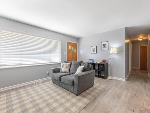 508 Regent