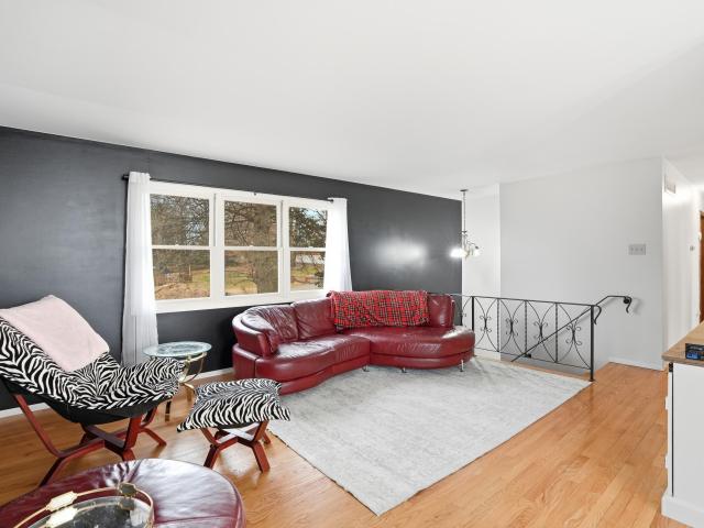 508 W 117th Place