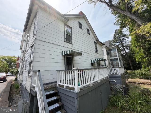 508 W Burke Street