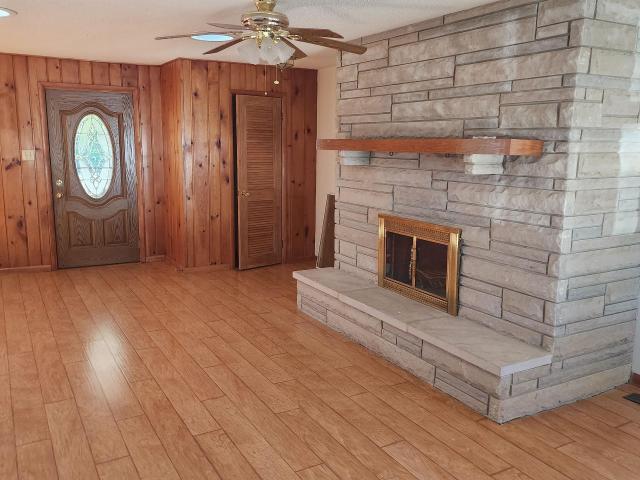 508 W Graham Drive