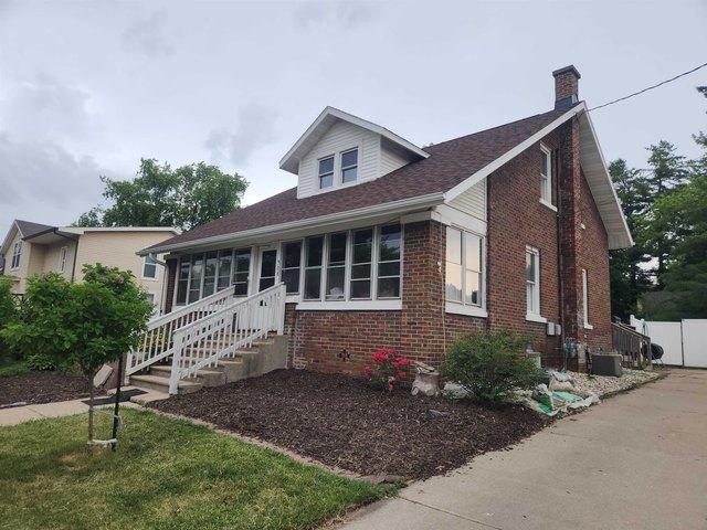 508 W Rollin St, Edgerton, WI 53534