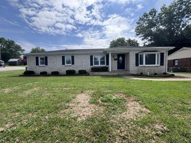 508 Tar Springs Dr, Greenville, KY 42345