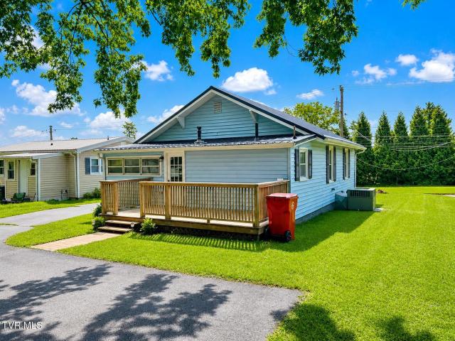 508 University Parkway