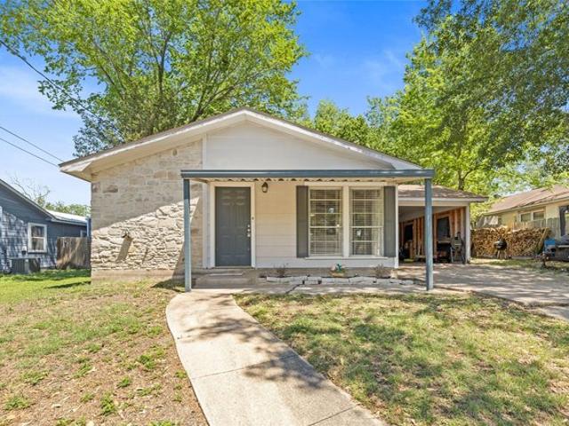 508 Victoria Ave, Navasota, TX 77868