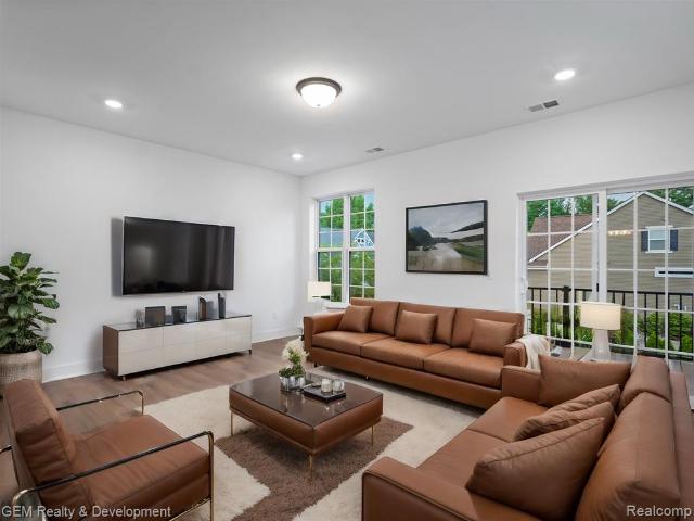 508 Village Lane