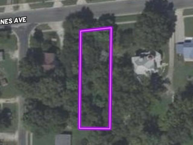 508 Vincennes Ave, Flora, IL 62839