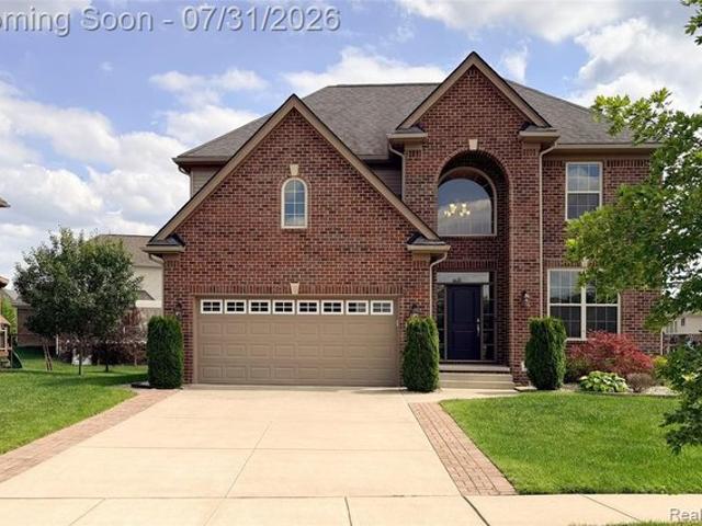 50951 Sevilla Cir, Novi, MI 48374