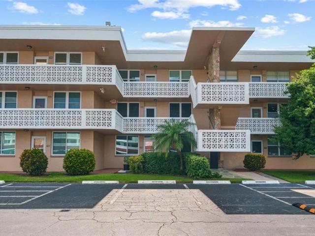 5095 Bay St NE Apt 114, Saint Petersburg, FL 33703