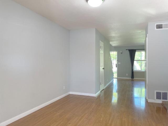 5090 Plaza Corona