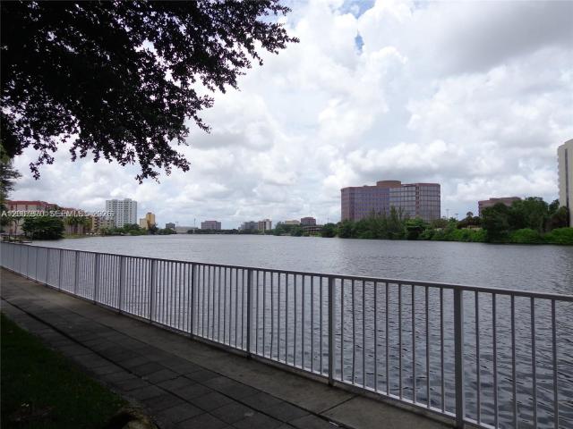 5091 NW 7th St, Unit 711, Miami, FL 33126 | MLS #A12007 | Compass