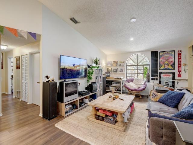 5091 Splendido Ct, Unit N, Boynton Beach, FL 33437 | MLS #B26008
