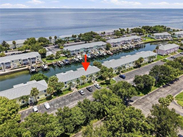 5092 Beach Dr SE Apt A, Saint Petersburg, FL 33705