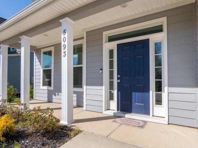 5093 Anna Creek Way