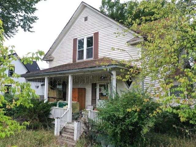 509 1st Ave E, Eureka, MT 59917