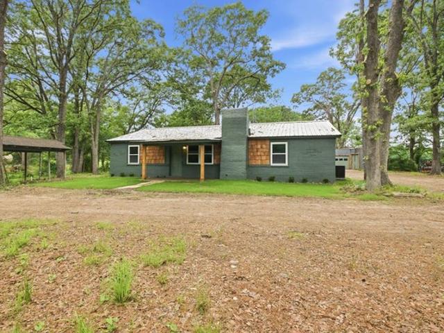509 County Road 2271, Telephone, TX 75488