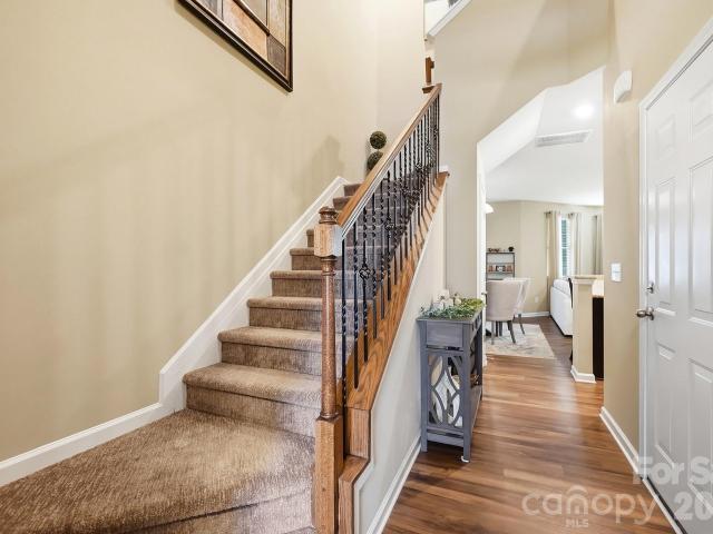 509 Common Raven Court