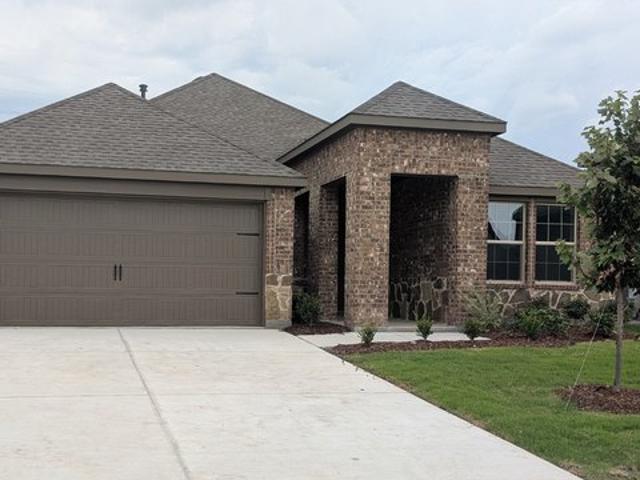 509 Carthage St, Caddo Mills, TX 75135
