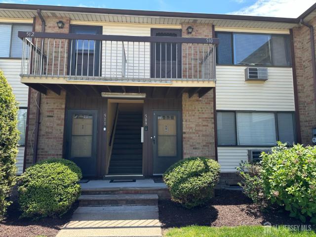 509 Cricket Lane