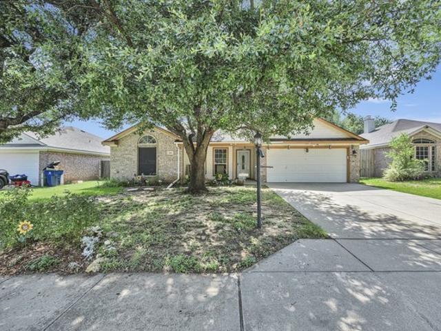 509 Birch St, Crowley, TX 76036