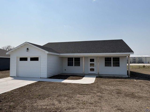 509 Brookston St, Emporia, KS 66801