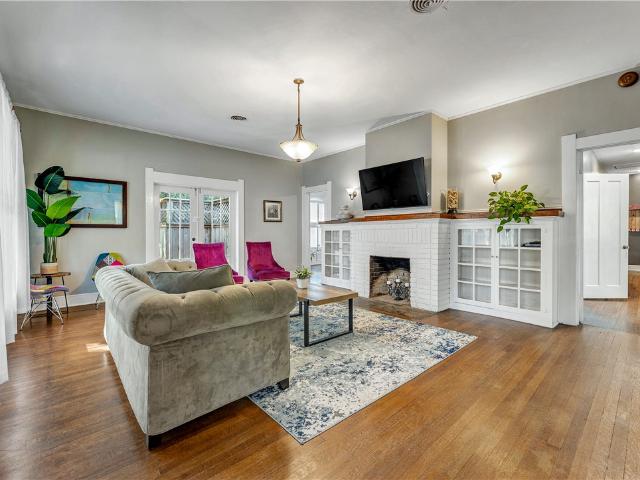 509 E 30th Street