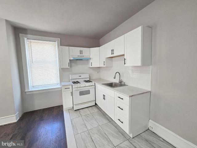 509 E Washington Ln, Rear 2, Philadelphia, PA 19144 | Compass