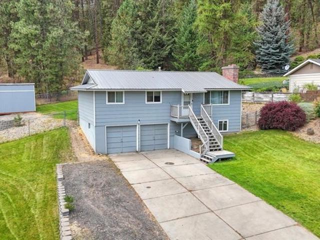 509 E Parkhill Dr, Spokane, WA 99208