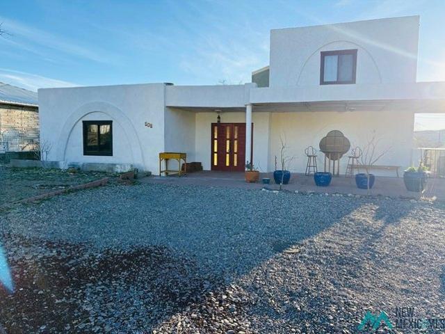 509 Kopra St, Truth or Consequences, NM 87901
