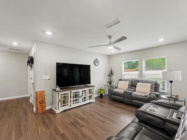 509 Kayak Court