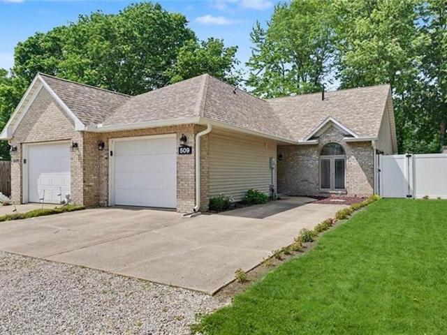 509 Laura Dr, Westville, IL 61883