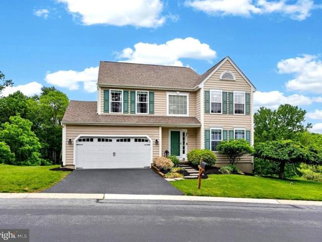 509 Larkins Bridge Dr, Downingtown, PA 19335