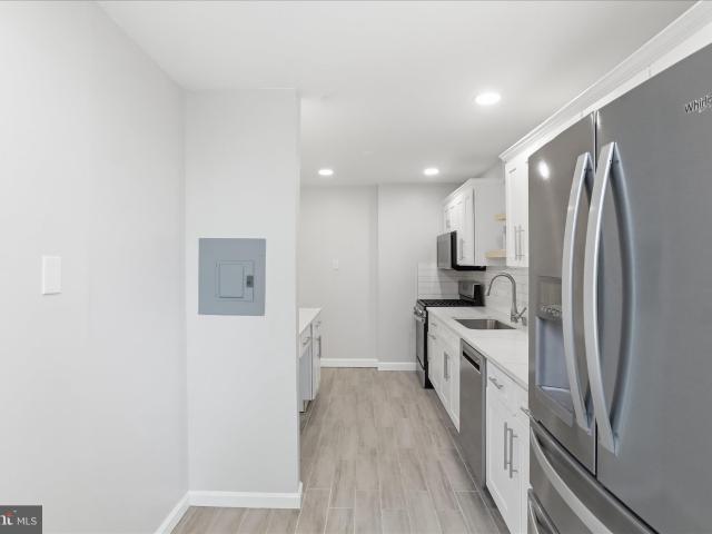509 N Armistead St, Unit 103, Alexandria, VA 22312 | MLS #VAAX2058