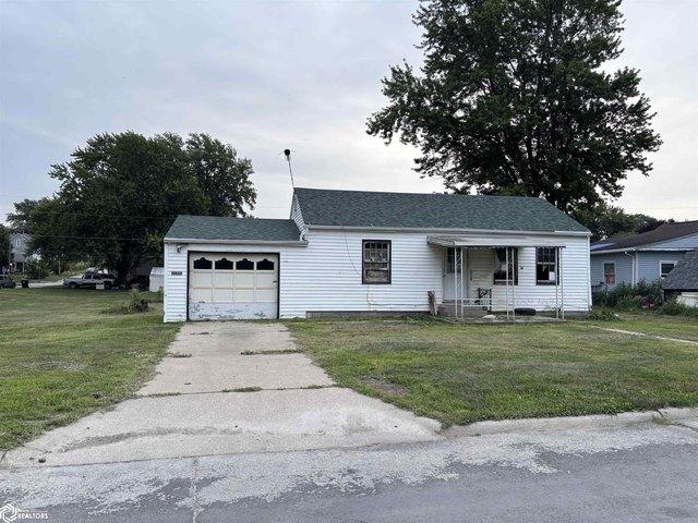509 N Division St, Creston, IA 50801
