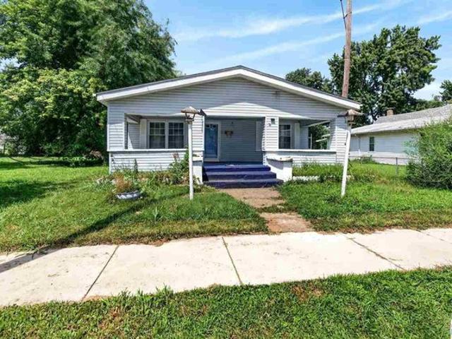 509 S 4th St, West Terre Haute, IN 47885