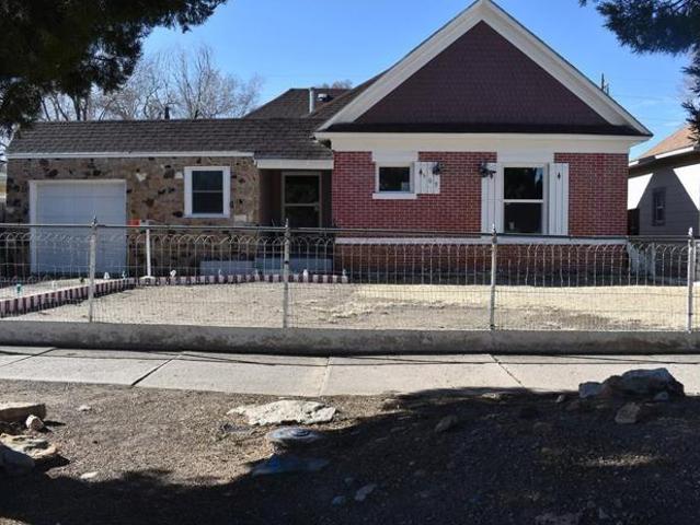 509 S 14th St, Rocky Ford, CO 81067