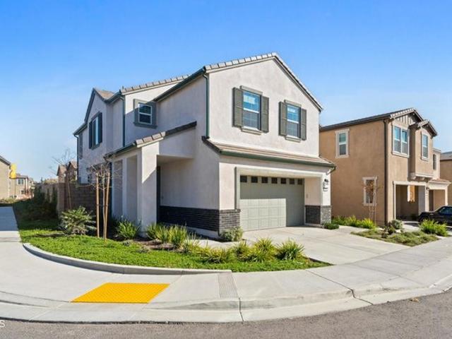 509 Snowdrop Ln, Santa Paula, CA 93060