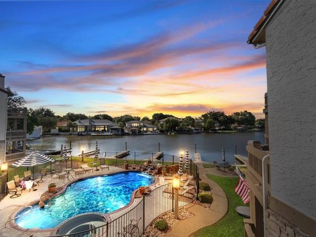509 Short Circuit, Horseshoe Bay, TX 78657