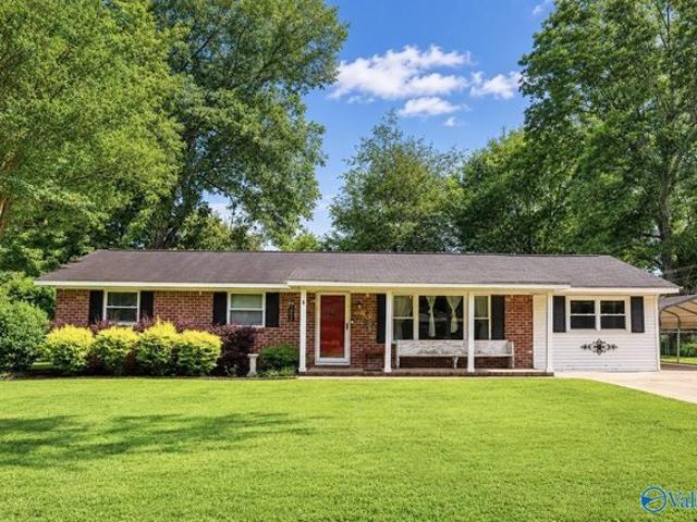 509 Sunset Ave, Albertville, AL 35950