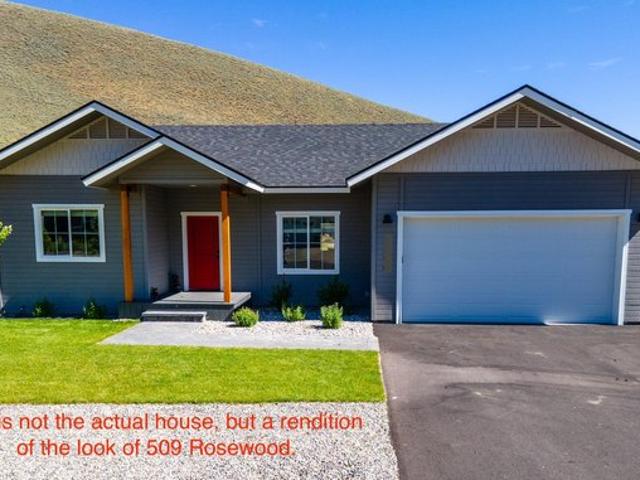 509 Rosewood Dr, Bellevue, ID 83313