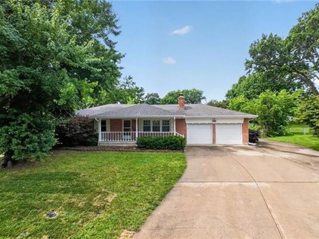509 Rankin Rd, Independence, MO 64055